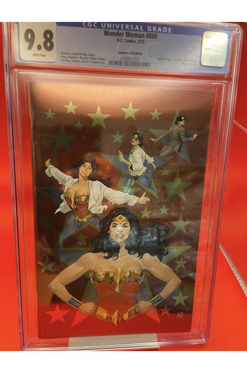 Wonder Woman #800 Daniel Sampere Foil Var CGC 9.8